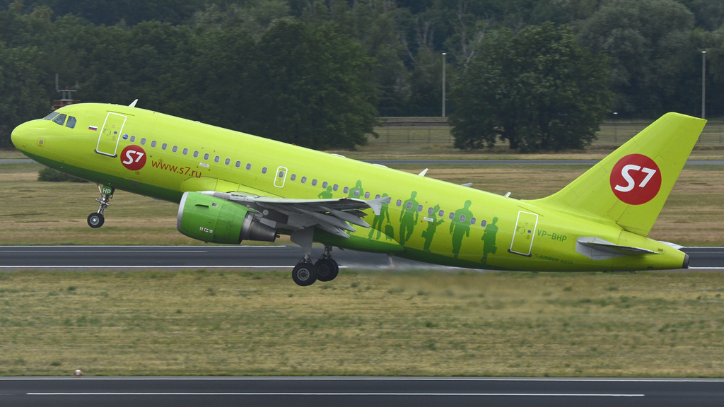 S7 Siberia / A319 – Berlin Aviation Spotting