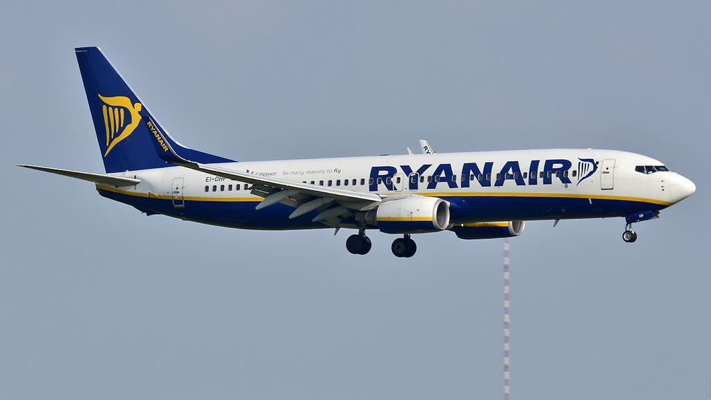 Ryanair / B737-800W *Katowice sticker* – Berlin Aviation Spotting