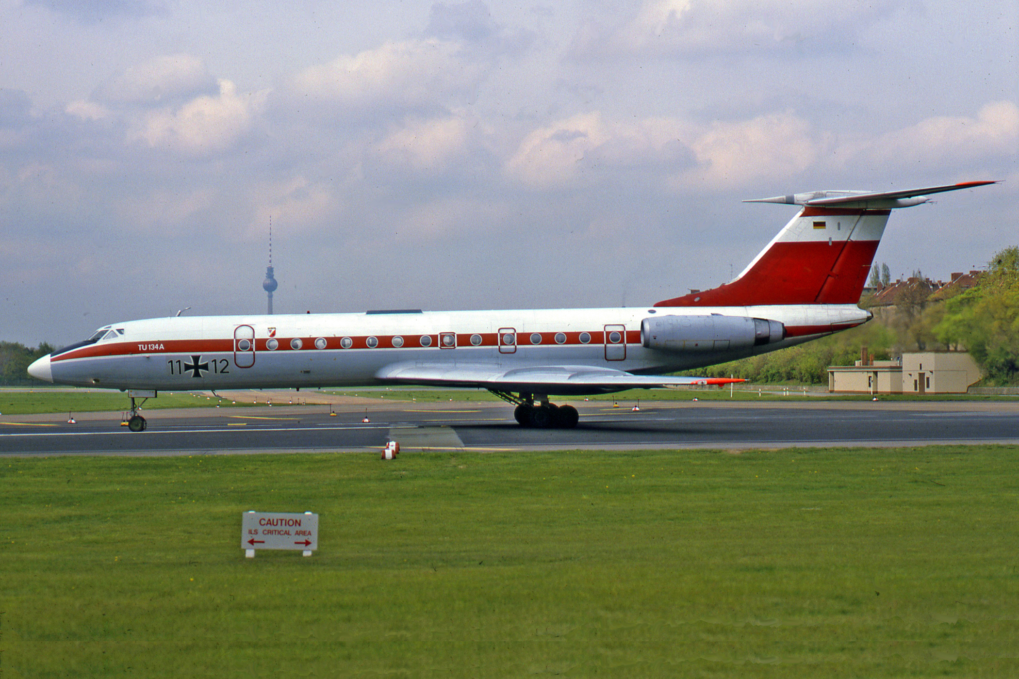 Luftwaffe / TU-134 – Berlin Aviation Spotting