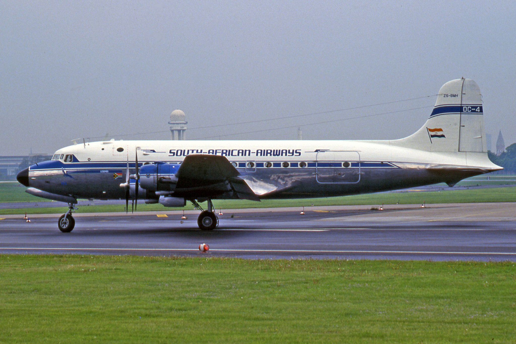 South African History Flight / DC-4 – Berlin Aviation Spotting
